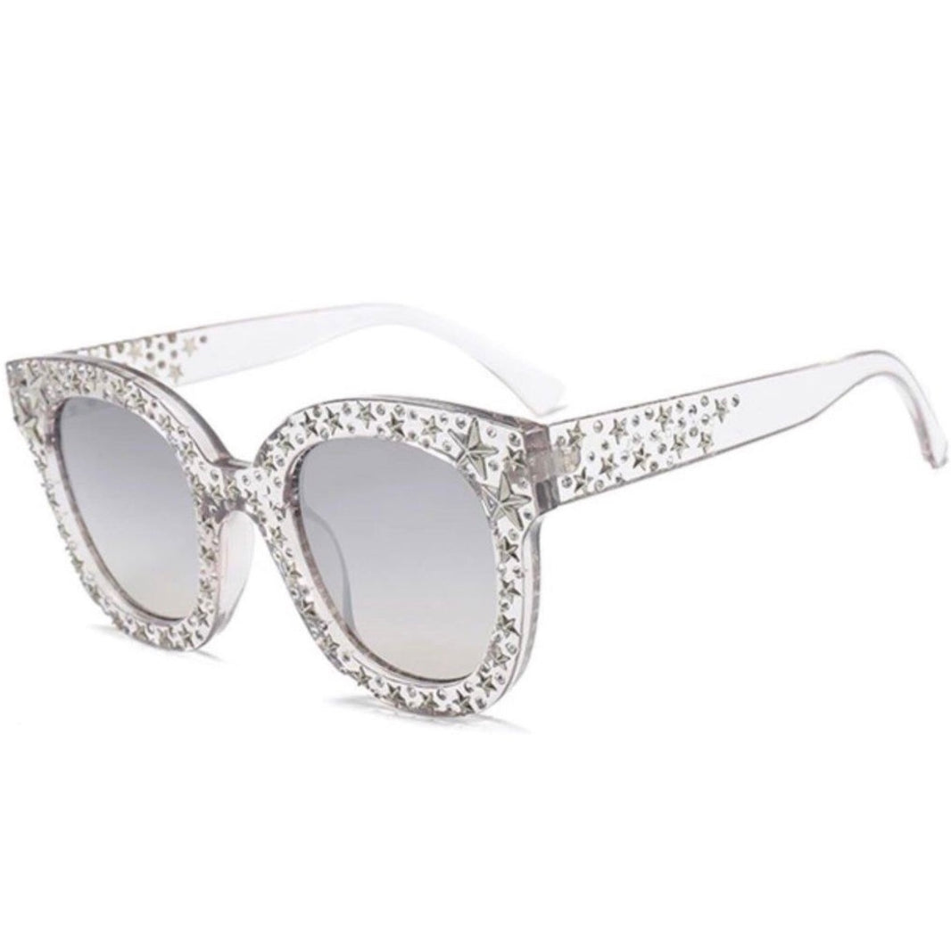 MODA. EYEWEAR SUNGLASSES ONLINE STORE